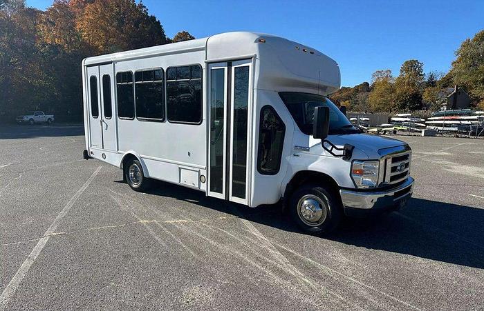 MOOver PURCHASES THREE USED BUSES - The Moover